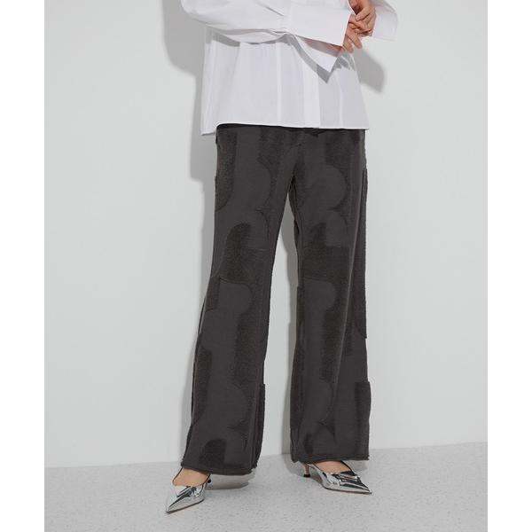 『タイムセール実施中』参考価格：26，400円発売時期：2024年02月コンディション：B（目立つ使用感なし）使用感が少ない、または気にならないアイテム全体的：色あせ参考商品名：パイルジャカードパンツ参考品番：2024-A-GAS04040...