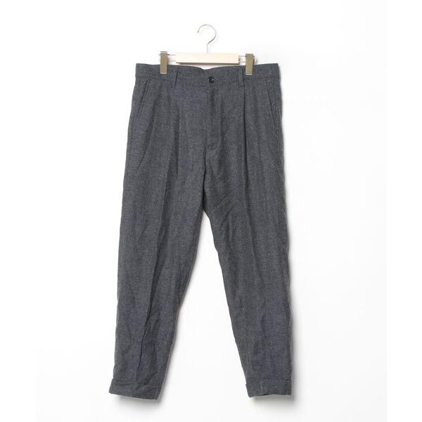 参考価格：18，700円発売時期：2021年09月コンディション：A（使用感なし）数回使用した程度で使用感が感じられないアイテム付属品：スペアボタン参考商品名：BEAMS PLUS / ウール 1プリーツ トラウザーズ参考品番：38-23-...