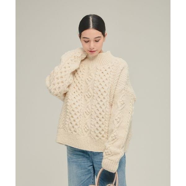 『セール実施中』参考価格：28，600円発売時期：2024年10月コンディション：A（使用感なし）数回使用した程度で使用感が感じられないアイテム参考商品名：【eL】Nepal Hand Knit Pullover/113605参考品番：11...