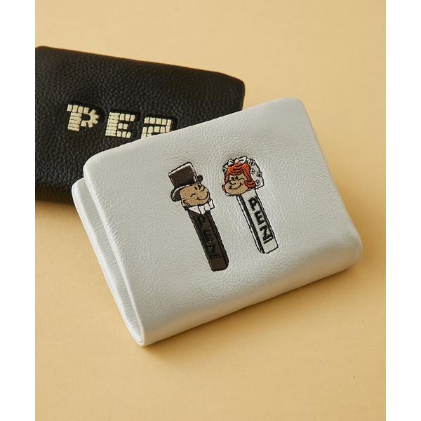 参考価格：14，080円発売時期：2023年03月コンディション：B（目立つ使用感なし）使用感が少ない、または気にならないアイテム内側：汚れ付属品：箱参考商品名：【PEZ(ペッツ)× ear】コラボ/本革/コンパクト/刺しゅう折り財布参考品...