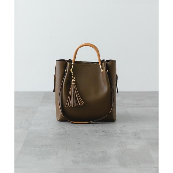 『セール実施中』参考価格：8，360円発売時期：2022年12月コンディション：D（傷・汚れあり）傷や汚れがあるが使用には問題ないアイテム角：剥げ参考商品名：『WEB限定』4WAYトートバッグ参考品番：XX34-2AU3107【商品に関する...