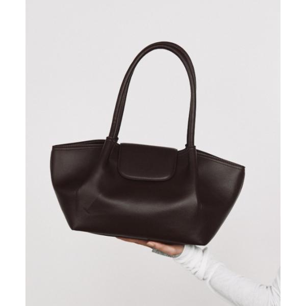 ZOZO問い合わせ番号:103234396ショップ:Auntie Rosa，アンティローザブランド:Auntie Rosa Holiday，アンティローザホリデー商品名:【arholiday.standard】フェイクレザーフラップトートバ...