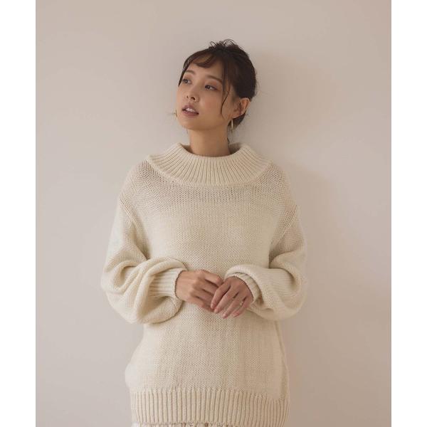 『セール実施中』参考価格：6，989円発売時期：2023年10月コンディション：D（傷・汚れあり）傷や汚れがあるが使用には問題ないアイテム全体的：毛玉首周り・前身頃：汚れ参考商品名：ハイネックボリュームニット参考品番：ES23F8124【商...