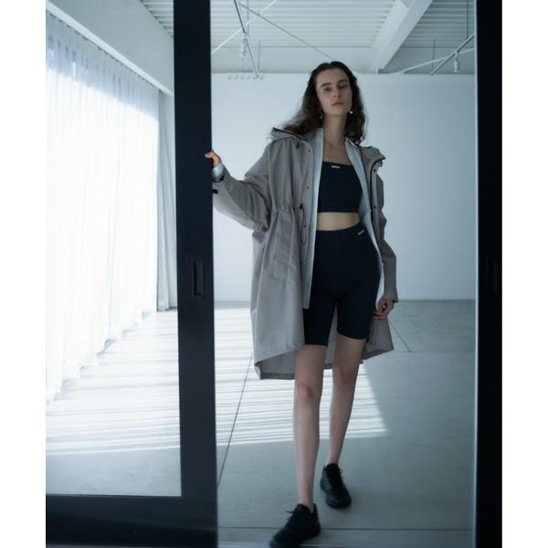 『セール実施中』参考価格：39，600円発売時期：2023年12月コンディション：A（使用感なし）数回使用した程度で使用感が感じられないアイテム参考商品名：【emmi atelier】撥水中綿インナー付きブルゾン参考品番：13WFC2410...