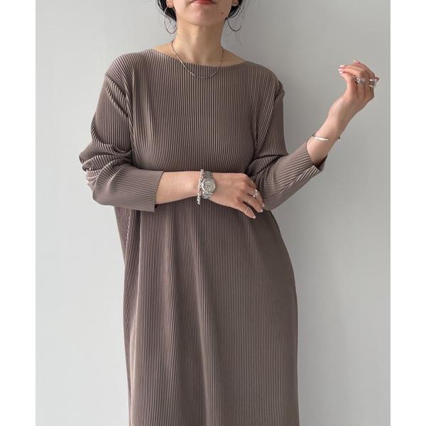 参考価格：5，980円発売時期：2025年01月コンディション：A（使用感なし）数回使用した程度で使用感が感じられないアイテム参考商品名：【セルフカット可能】daily daily super stretch crew neck pleat...