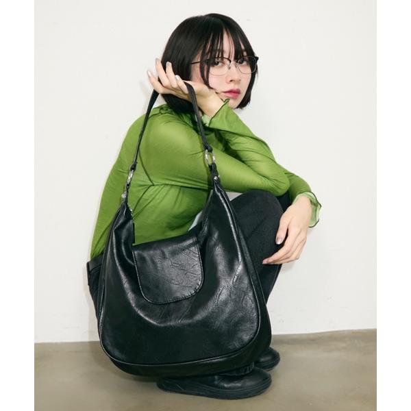 『タイムセール実施中』ZOZO問い合わせ番号:103275198ショップ:Avenue，アヴェニューブランド:TONER，トナー商品名:フラップレザーハーフムーンショルダーバッグ/ロゴプレート付き/通勤通学カテゴリ:バッグ>ショルダー...