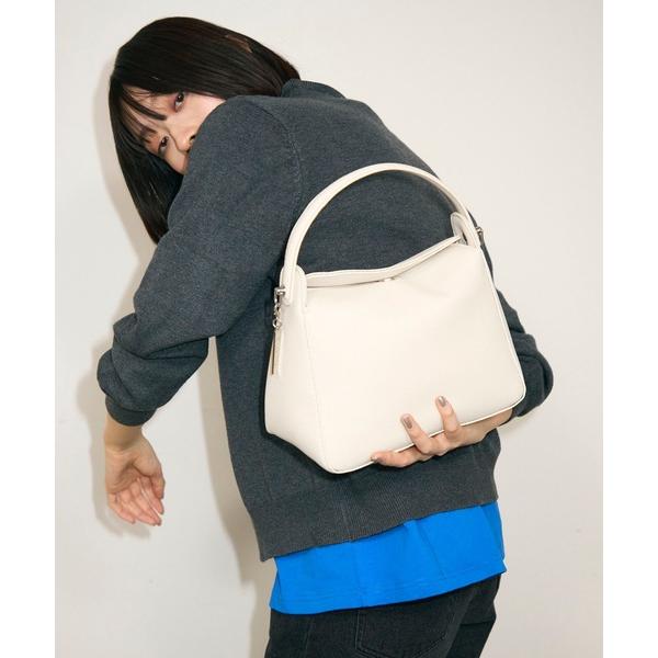 『タイムセール実施中』ZOZO問い合わせ番号:103275216ショップ:Avenue，アヴェニューブランド:TONER，トナー商品名:ソフトレザーミニハンドバッグ/ワンハンドルバッグ/ロゴプレート付きカテゴリ:バッグ>ハンドバッグブ...