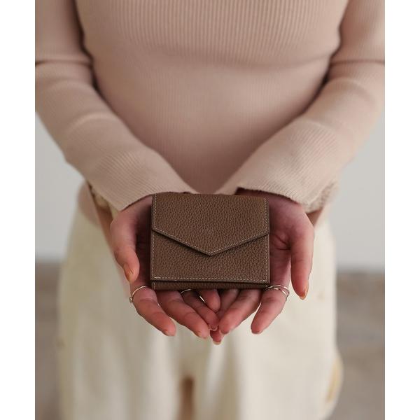 ZOZO問い合わせ番号:103276174ショップ:Auntie Rosa，アンティローザブランド:attiree，アティレー商品名:バイカラー 三つ折りミニ財布 本革 トゴレザーカテゴリ:財布/小物>財布ブランド品番:AEANR26...