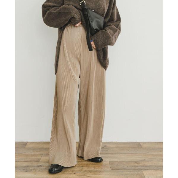 『セール実施中』参考価格：5，990円発売時期：2023年09月コンディション：B（目立つ使用感なし）使用感が少ない、または気にならないアイテム内側：毛玉参考商品名：プリーツシャーリングパンツ参考品番：IT37-24B001【商品に関する注...