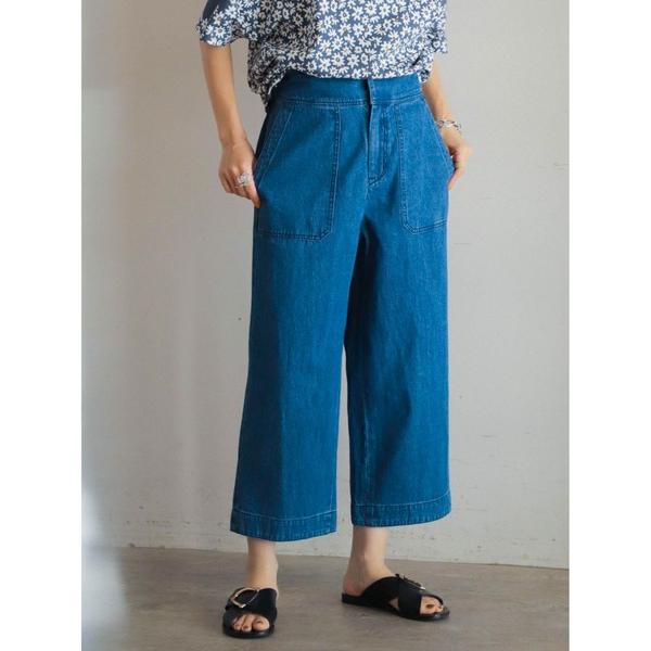 『セール実施中』参考価格：14，300円発売時期：2024年03月コンディション：A（使用感なし）数回使用した程度で使用感が感じられないアイテム参考商品名：綿リネンデニム　8分丈パンツ参考品番：10-1-04-206-4-1【商品に関する注...