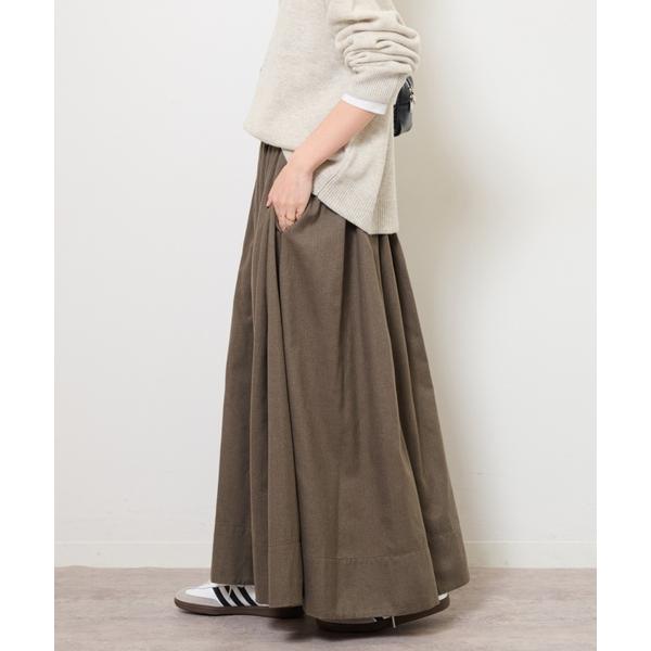 『タイムセール実施中』参考価格：11，000円発売時期：2025年08月コンディション：S（新品同様）タグ付きの未使用、または新品同様のアイテム付属品：タグ参考商品名：ウォッシャブルブラッシュイージーフレアスカート参考品番：25060462...