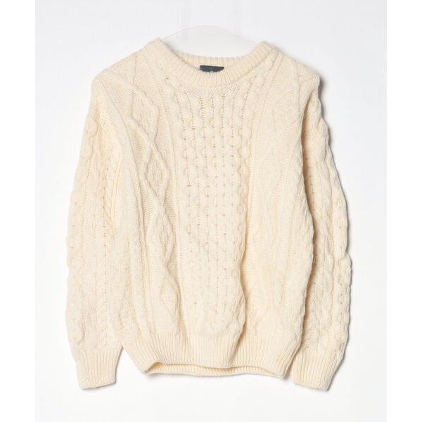 『セール実施中』参考価格：12，100円発売時期：2021年10月コンディション：A（使用感なし）数回使用した程度で使用感が感じられないアイテム参考商品名：アラン模様 メリノウールセーター参考品番：aranB392910 aranB3929...