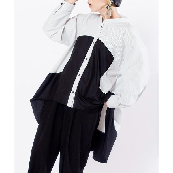 『セール実施中』参考価格：8，690円発売時期：2023年12月コンディション：B（目立つ使用感なし）使用感が少ない、または気にならないアイテム全体的：汚れ付属品：スペアボタン参考商品名：切替フレアーブラウス参考品番：796006-192B...