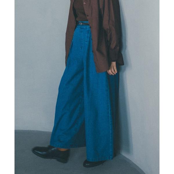 『セール実施中』参考価格：4，950円発売時期：2023年09月コンディション：B（目立つ使用感なし）使用感が少ない、または気にならないアイテム後身頃：色あせ参考商品名：《days》タックバギーパンツ[プチ・プラスサイズあり]参考品番：96...