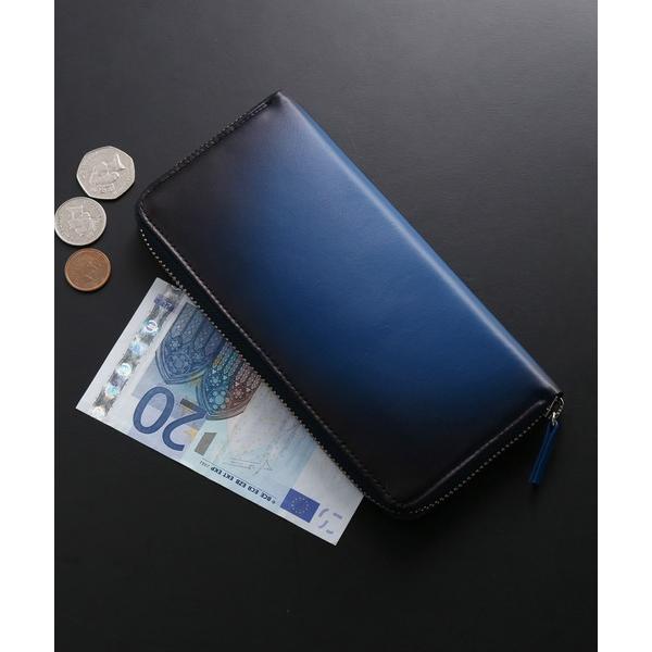 『セール実施中』参考価格：24，200円発売時期：2023年06月コンディション：A（使用感なし）数回使用した程度で使用感が感じられないアイテム付属品：箱・タグ参考商品名：[PRAILIE]牛革レザーグラデーションラウンド長財布参考品番：0...