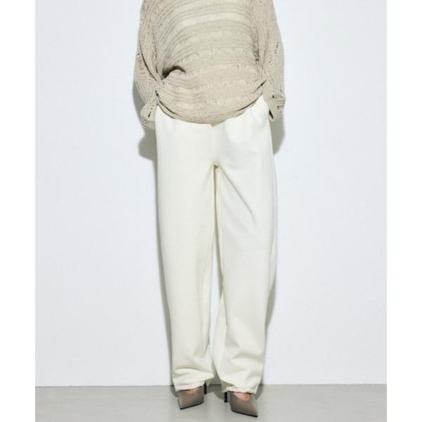 ZOZO問い合わせ番号:103354104ショップ:AZUL BY MOUSSY，アズールバイマウジーブランド:AZUL BY MOUSSY，アズールバイマウジー商品名:ダンボールカーブワイドパンツカテゴリ:パンツ>スウェットパンツブ...