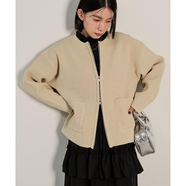 『セール実施中』参考価格：5，940円発売時期：2024年09月コンディション：C（やや使用感あり）使用感があり、やや気になる傷や汚れがあるアイテム全体的：毛玉袖・前身頃：ひきつれ参考商品名：ダブルジップスポンディッシュカーデ参考品番：SI...