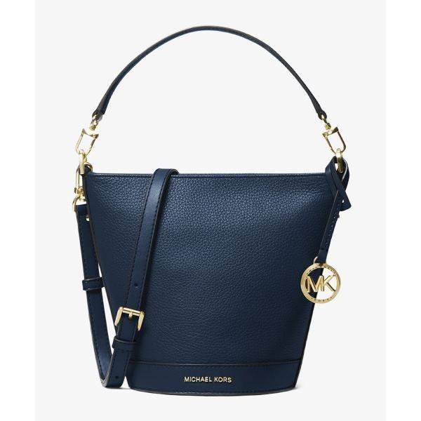 『タイムセール実施中』参考価格：42，900円発売時期：2024年09月コンディション：A（使用感なし）数回使用した程度で使用感が感じられないアイテム参考商品名：TOWNSEND ペブルレザー クロスボディ スモール参考品番：32R4G10...