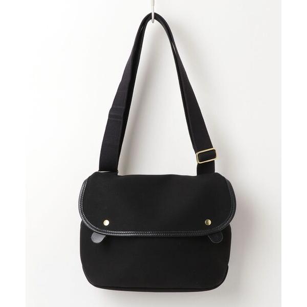 『タイムセール実施中』参考価格：31，900円発売時期：2024年08月コンディション：B（目立つ使用感なし）使用感が少ない、または気にならないアイテム角・内側：汚れ参考商品名：Brady(ブレディ) AVON参考品番：785-497679...