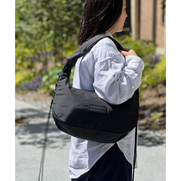 『タイムセール実施中』参考価格：16，500円発売時期：2025年04月コンディション：A（使用感なし）数回使用した程度で使用感が感じられないアイテム参考商品名：【HUNTER】 TRAVEL HOBO SLING トラベルホーボースリング...