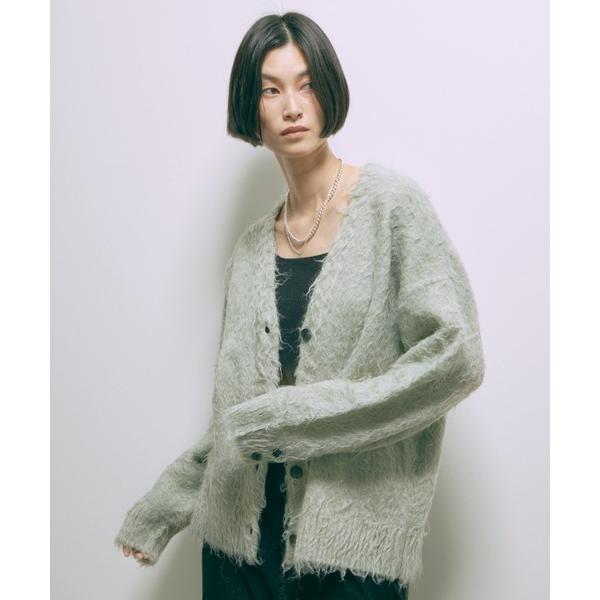 『セール実施中』参考価格：17，600円発売時期：2024年10月コンディション：A（使用感なし）数回使用した程度で使用感が感じられないアイテム参考商品名：Brashed Shaggy Cardigan参考品番：96009【商品に関する注意...