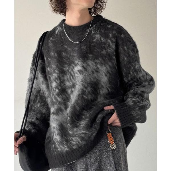 参考価格：5，998円発売時期：2025年10月コンディション：A（使用感なし）数回使用した程度で使用感が感じられないアイテム参考商品名：「まるで毛布。」モヘアライクシャギー素材オーバーサイズクルーネックセーター／Mohair-Like S...