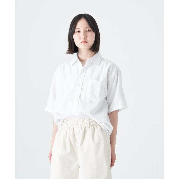 参考価格：4，950円発売時期：2023年04月コンディション：A（使用感なし）数回使用した程度で使用感が感じられないアイテム付属品：スペアボタン参考商品名：オックス半袖レギュラーシャツ(M1)参考品番：102381040038【商品に関す...