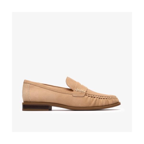 ZOZO問い合わせ番号:103395380ショップ:Clarks，クラークスブランド:Clarks，クラークス商品名:Alixea Walk / アリクシアウォーク (ウォームサンドスエード)カテゴリ:シューズ>ローファーブランド品番...