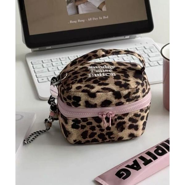 『タイムセール実施中』ZOZO問い合わせ番号:103398282ショップ:perky room，パーキールームブランド:IRADOWL，アイラドール，perky room，パーキールーム商品名:レオパード柄ミニバニティポーチカテゴリ:財布/...