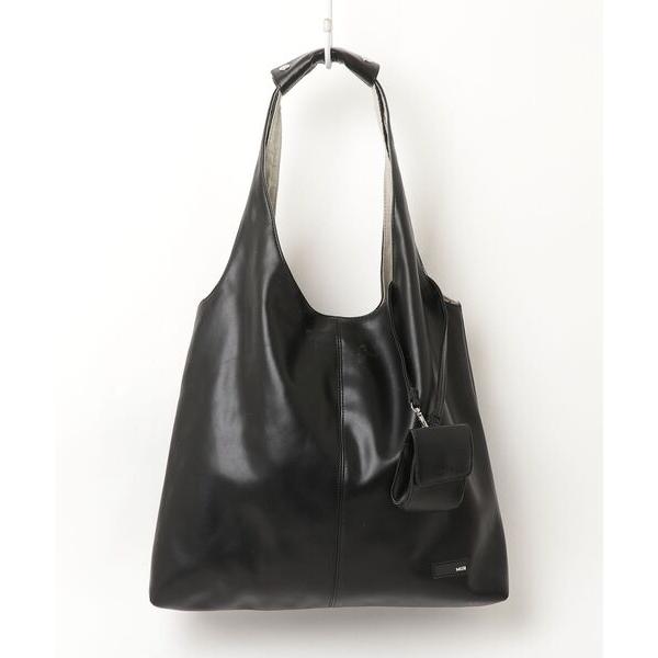 『セール実施中』参考価格：8，030円発売時期：2023年11月コンディション：B（目立つ使用感なし）使用感が少ない、または気にならないアイテム表面：汚れ参考商品名：【WEB限定商品】MURUA (ムルーア)ラバーワッペン ワンハンドルトー...