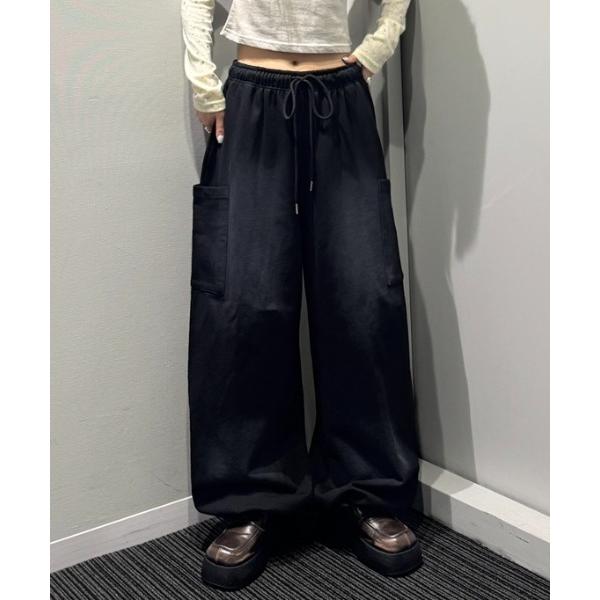 『セール実施中』参考価格：7，700円発売時期：2025年07月コンディション：B（目立つ使用感なし）使用感が少ない、または気にならないアイテムウエスト：色あせ参考商品名：【25quee】カコウポケットスウェットパンツ/580781参考品番...