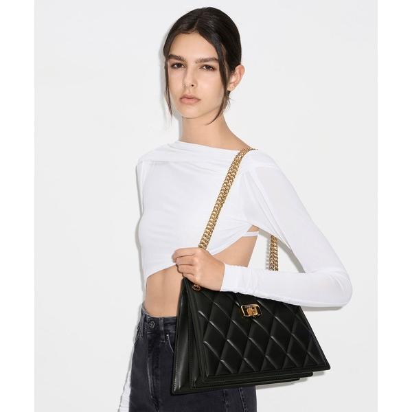 『タイムセール実施中』参考価格：13，900円発売時期：2023年07月コンディション：B（目立つ使用感なし）使用感が少ない、または気にならないアイテム全体的：汚れ、傷付属品：保存袋参考商品名：Cressida クレシダ キルトトラペーズチ...