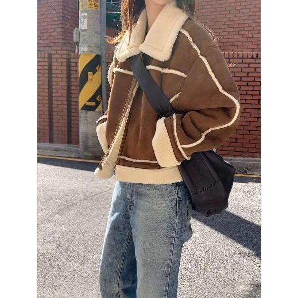 『タイムセール実施中』参考価格：11，550円発売時期：2023年10月コンディション：A（使用感なし）数回使用した程度で使用感が感じられないアイテム参考商品名：バイカラームートンジャケット参考品番：532300032【商品に関する注意事項...