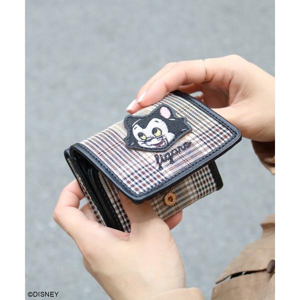 『セール実施中』参考価格：5，390円発売時期：2023年10月コンディション：D（傷・汚れあり）傷や汚れがあるが使用には問題ないアイテム角：剥げ表面：傷参考商品名：ディズニー　クラシックチェックウォレット参考品番：D-ST1594【商品に...