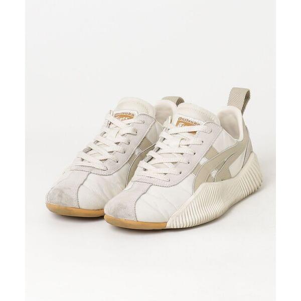 『タイムセール実施中』参考価格：17，600円発売時期：2021年03月コンディション：B（目立つ使用感なし）使用感が少ない、または気にならないアイテムソール：汚れ付属品：箱参考商品名：ACROMOUNT / アクロモント参考品番：1183...