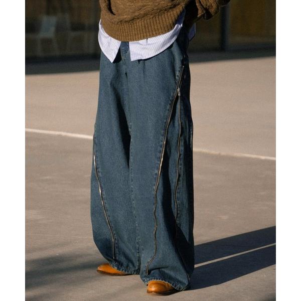 参考価格：8，800円発売時期：2024年10月コンディション：B（目立つ使用感なし）使用感が少ない、または気にならないアイテムすそ周り：型崩れ参考商品名：3way side-zip buggy denim pants / 3wayサイドジ...