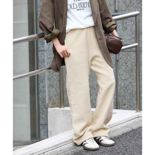 参考価格：14，300円発売時期：2025年10月コンディション：B（目立つ使用感なし）使用感が少ない、または気にならないアイテムすそ周り：汚れ参考商品名：Champion 別注製品染めスウェットパンツ参考品番：25030230002430...