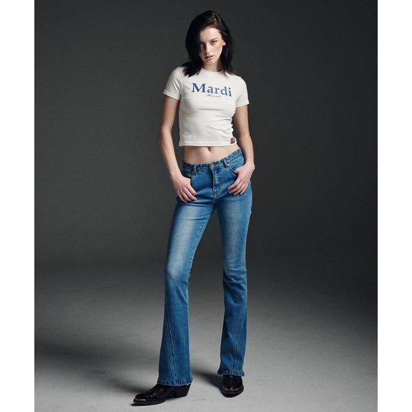 『セール実施中』参考価格：14，300円発売時期：2024年08月コンディション：A（使用感なし）数回使用した程度で使用感が感じられないアイテム参考商品名：DENIM BOOTS CUT MID RISE PANTS参考品番：MFK43NP...