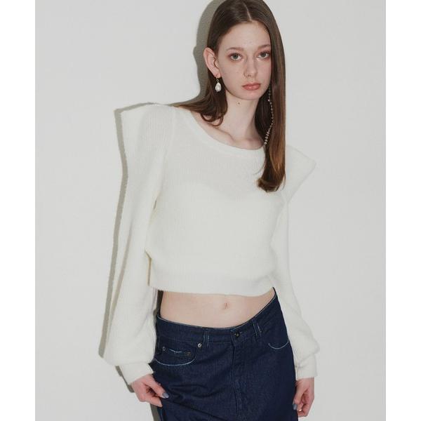 参考価格：8，250円発売時期：2023年12月コンディション：B（目立つ使用感なし）使用感が少ない、または気にならないアイテム袖口：汚れ参考商品名：キャットイヤークロップドニットプルオーバー参考品番：JU79543305【商品に関する注意...