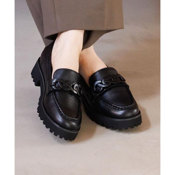 『タイムセール実施中』参考価格：18，700円発売時期：2025年09月コンディション：B（目立つ使用感なし）使用感が少ない、または気にならないアイテムソール：汚れ参考商品名：【HIMIKO】【ZOZOTOWN限定】メタルモチーフトラックソ...