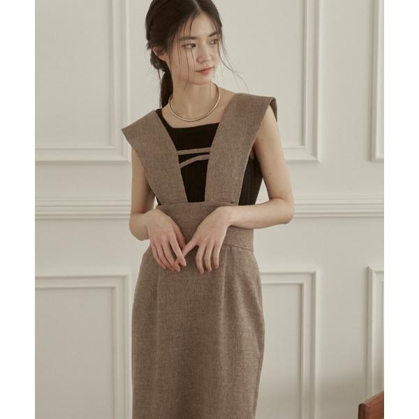 参考価格：5，940円発売時期：2023年09月コンディション：B（目立つ使用感なし）使用感が少ない、または気にならないアイテム後身頃・前身頃：毛玉参考商品名：ラインデザインジャンパースカート参考品番：MO75655596【商品に関する注意...