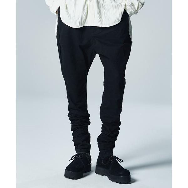 『タイムセール実施中』参考価格：24，200円発売時期：2023年08月コンディション：B（目立つ使用感なし）使用感が少ない、または気にならないアイテム全体的：色あせウエスト：汚れ参考商品名：Long Hem Sarouel Pants /...