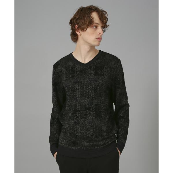 『タイムセール実施中』参考価格：24，970円発売時期：2022年10月コンディション：A（使用感なし）数回使用した程度で使用感が感じられないアイテム参考商品名：ペインティング ブロークンチェック Vネック プルオーバー ニット参考品番：0...
