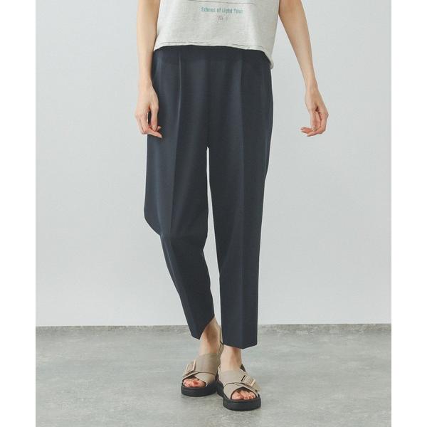 『タイムセール実施中』参考価格：4，990円発売時期：2025年04月コンディション：B（目立つ使用感なし）使用感が少ない、または気にならないアイテム全体的：色あせ参考商品名：ウツクシルエットDRYテーパードパンツ/289056参考品番：2...