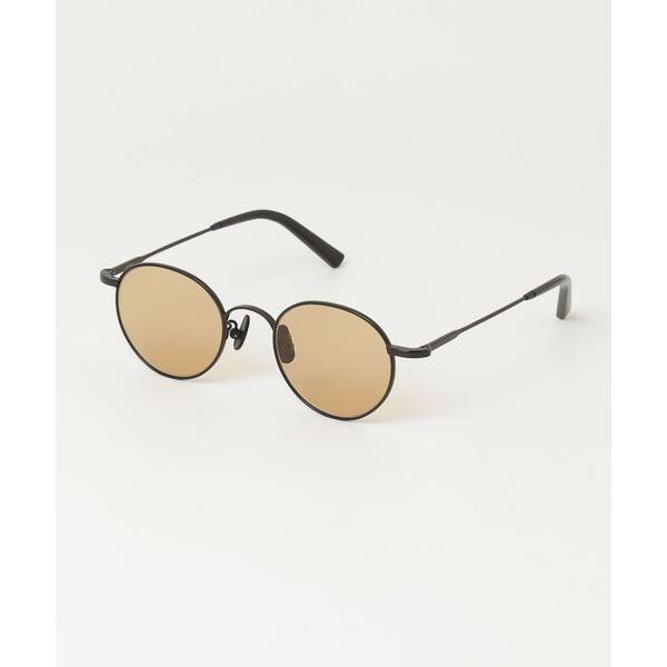 参考価格：23，100円発売時期：2020年12月コンディション：B（目立つ使用感なし）使用感が少ない、または気にならないアイテムレンズ：汚れ付属品：箱・保存袋その他：レンズカラー：オレンジ参考商品名：＜A.D.S.R.＞LOU/アイウェア...