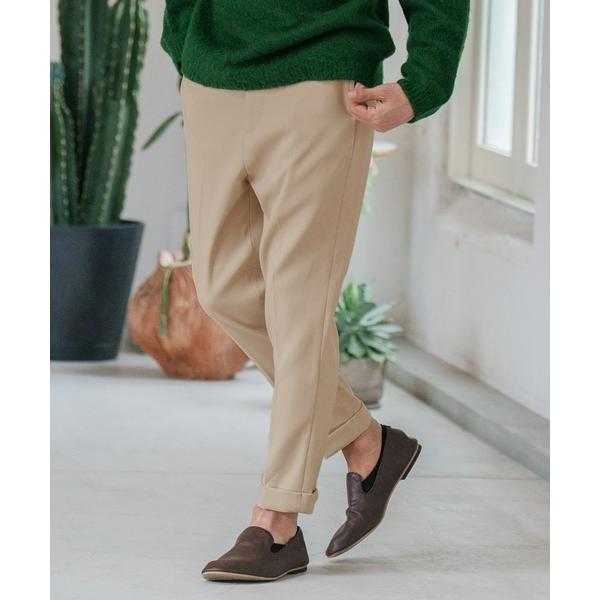 『セール実施中』参考価格：15，400円発売時期：2022年07月コンディション：B（目立つ使用感なし）使用感が少ない、または気にならないアイテム前身頃：汚れ参考商品名：mp10347 - テーパードライン裾ダブルキャロットパンツ参考品番：...