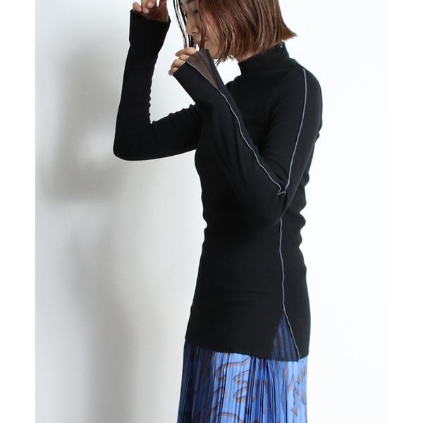 『タイムセール実施中』参考価格：9，900円発売時期：2022年07月コンディション：B（目立つ使用感なし）使用感が少ない、または気にならないアイテムブランドタグ：汚れ参考商品名：シアー切替モックネックカットソー参考品番：94130701【...