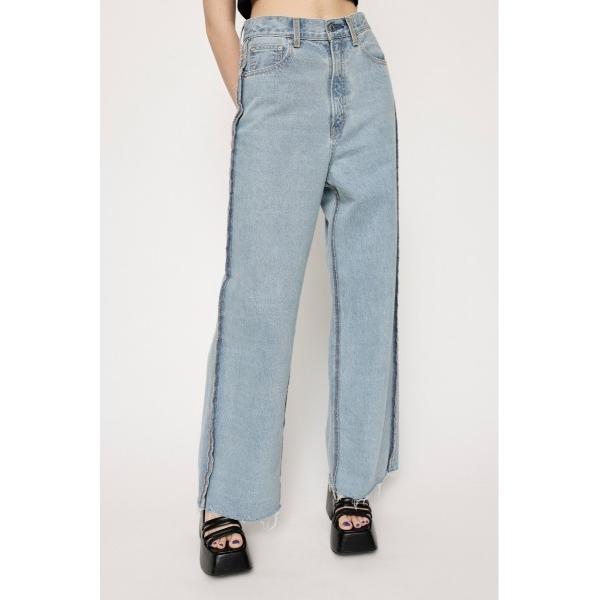 『セール実施中』参考価格：16，500円発売時期：2023年04月コンディション：A（使用感なし）数回使用した程度で使用感が感じられないアイテム参考商品名：INSIDE OUT STRAIGHT PT-C インサイドアウト デニム ジーンズ...