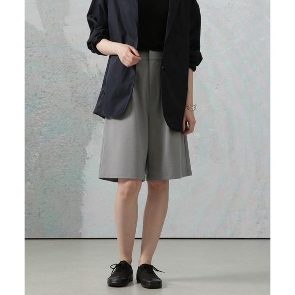 『タイムセール実施中』参考価格：7，920円発売時期：2024年07月コンディション：A（使用感なし）数回使用した程度で使用感が感じられないアイテム参考商品名：SOFIA-001/TRワンタックショートパンツ参考品番：676-9928302...