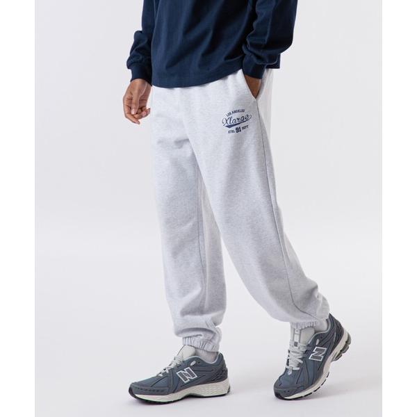 参考価格：13，200円発売時期：2023年06月コンディション：B（目立つ使用感なし）使用感が少ない、または気にならないアイテム内側・すそ周り：毛玉全体的：汚れ参考商品名：VARSITY LOGO SWEAT PANTS参考品番：1012...